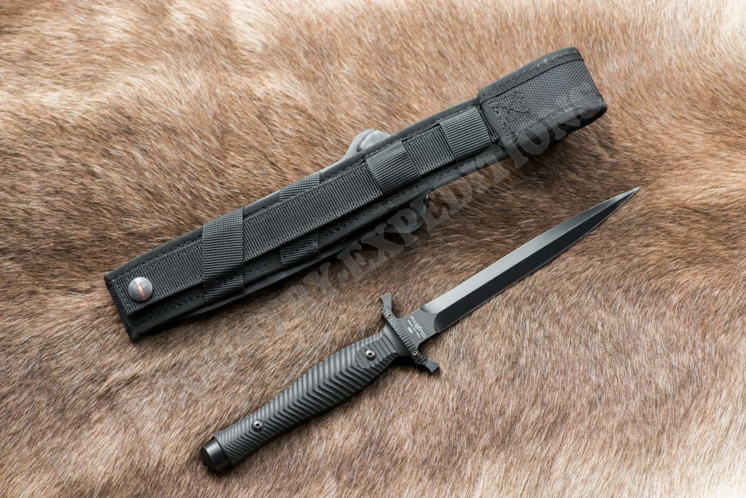 Fox FKMD Bellum Daga N690Co - Backcountry Expeditions